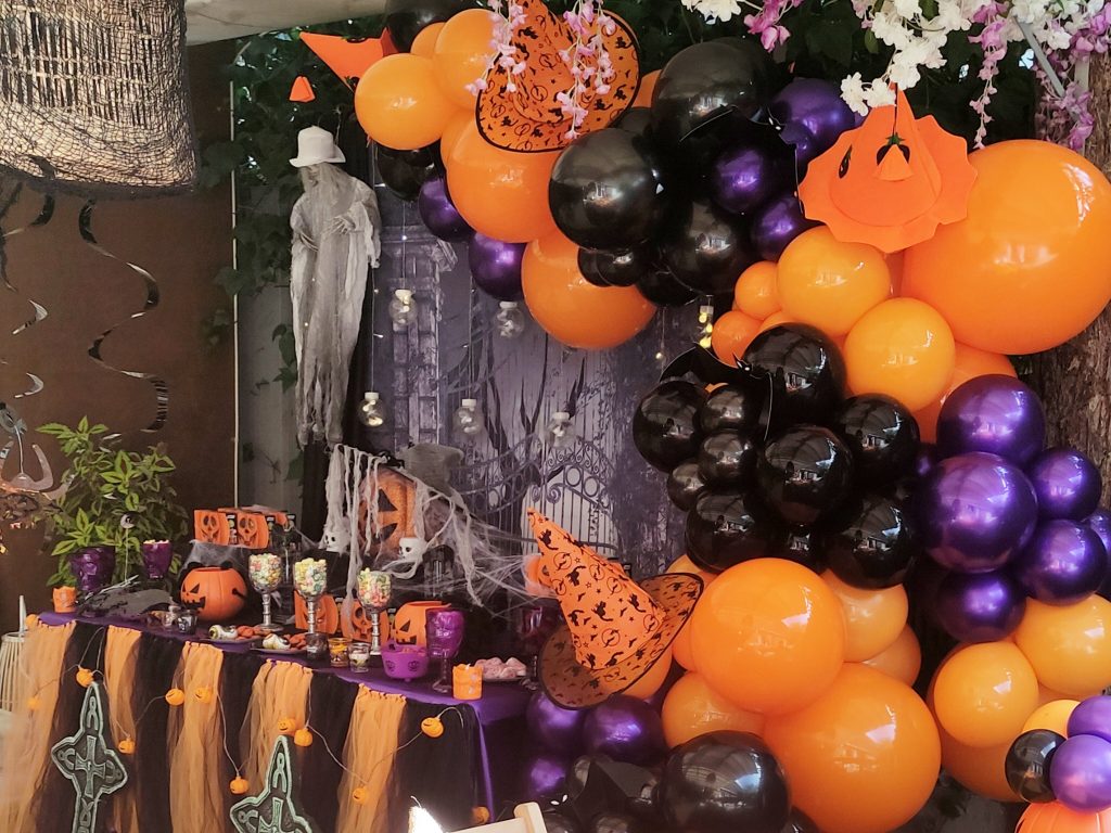 Celebra un Cumpleaños de Halloween con Estilo y Elegancia